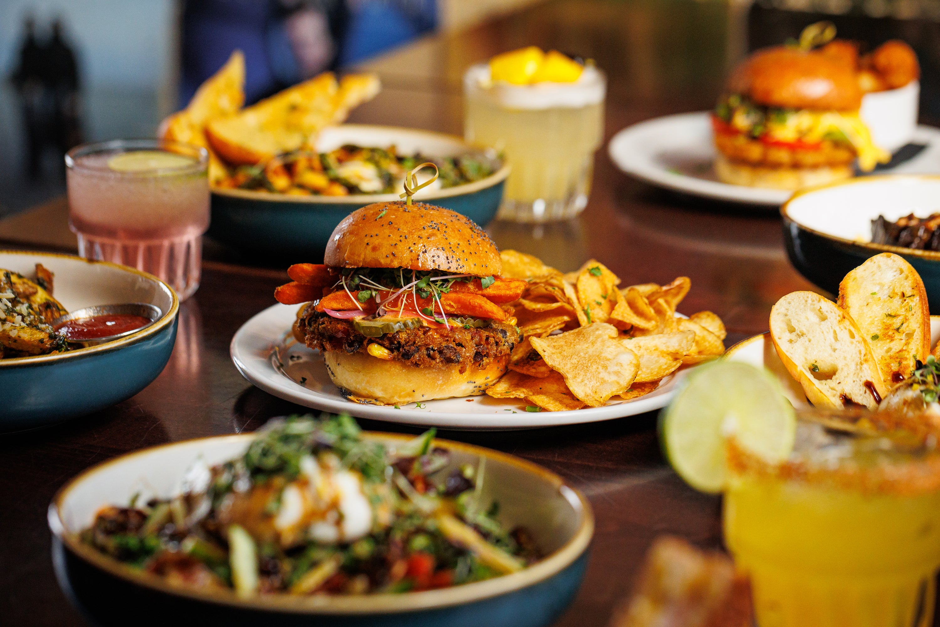 Victoria's Tavern – Victoria's Tavern