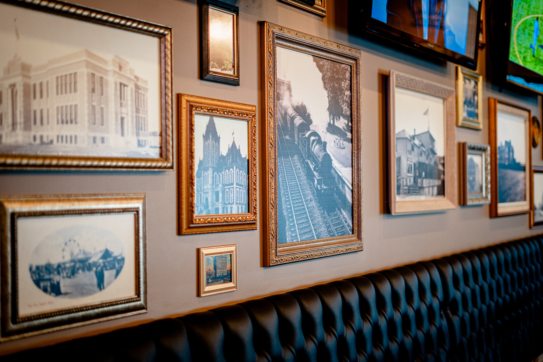 Victoria's Tavern – Victoria's Tavern